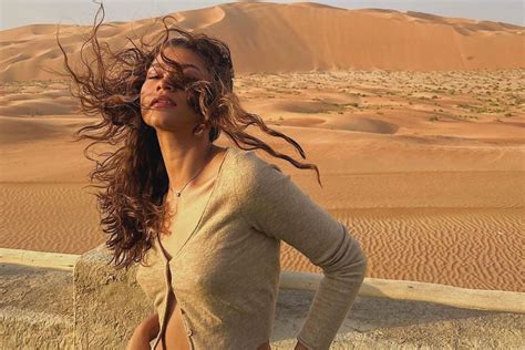 Zendaya Dropped Another Photo From The Dune Set On Instagram And Fans Are Here For It