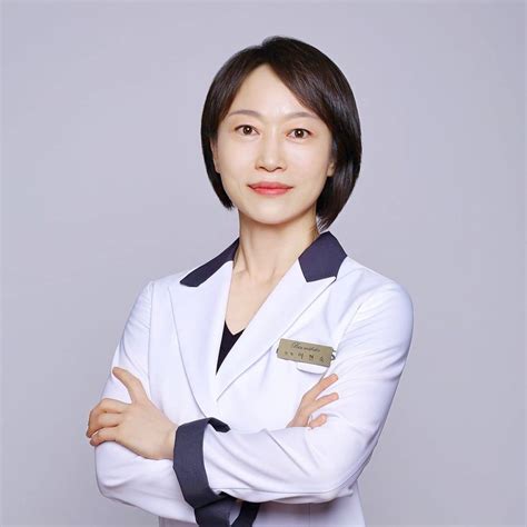 비안에스테틱 염증성 여드름종류와 단계에맞게 👉좋은제품 👉정확한압출 👉여드름을 악화시키는 생활습관교정으로 여드름피부도