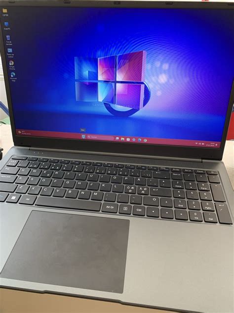 Laptop Cepter Slim Display 173 Led8gb Ram Ddr 4ssd 130gbwindows 11