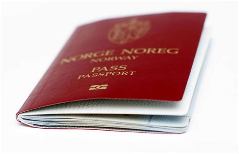 Norske Pass Av Elendig Kvalitet E24