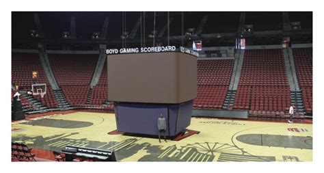 On The Seismic Performance Of The Single‐layer Reticulated Shell With A Center‐hung Scoreboard