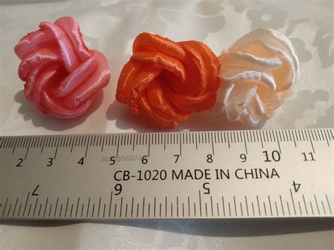 Малки розички от сатен Празнични украса Ръчно изработени Мини рози от сатен с размер