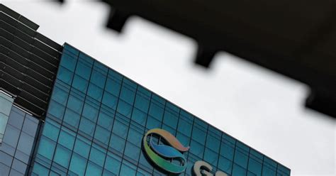 Gs건설 주차장 붕괴 여파… 건설업 2년여 만에 시총 반토막