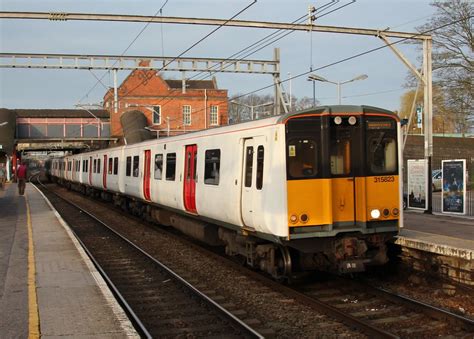 Class 315 315823 British Rail Class 315 25kv Electric Mul Flickr