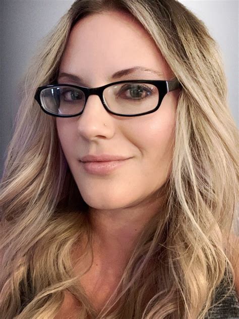 Julie Chadbourne Medium