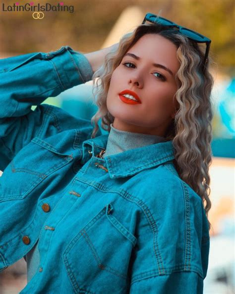 Lovely Costa Rican Girls What Makes Them So Popular