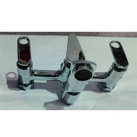 Three Handle Brass Sia Medium Wall Mixture 50 Psi Size 875inch