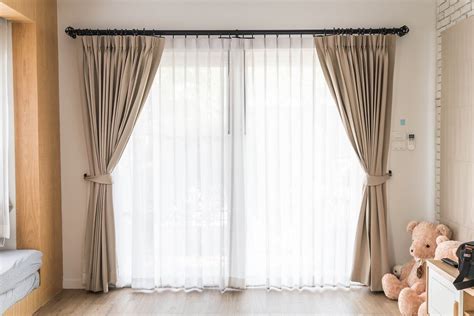 How To Combine Sheer And Blackout Curtains Tips And Ideas