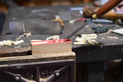 Sharpening Tiny Round Chisel The Pegbox Maestronet Forums