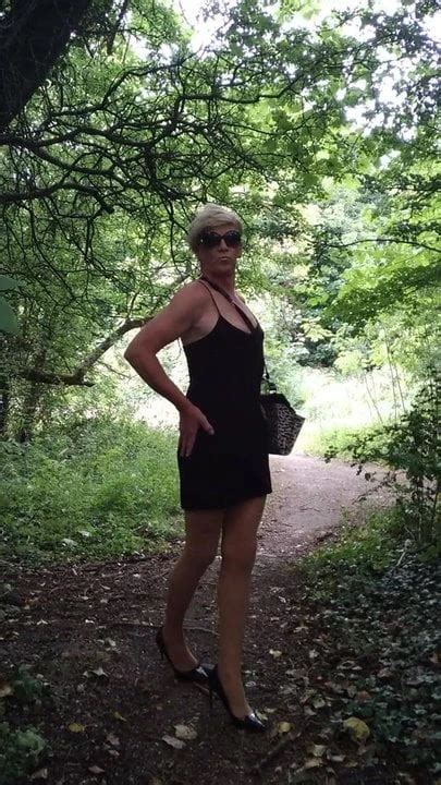 Honeyqueenbee69 Sex In The Woods Shemale Mature Porn Xhamster