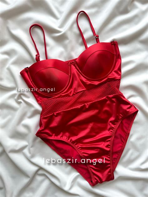 بیکینی چیست؟ انواع مدل لباس بیکینی آنجل ایران