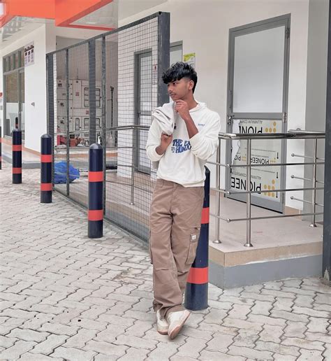 𝙎 𝘼 𝙉 𝘼 𝙎 🎧 • Instagram Photos And Videos