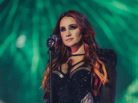 Dulce Maria Recebe Apoio De Fãs E Se Emociona Durante Show Em Miami