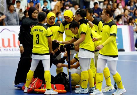 Skuad Hoki Dalam Dewan Akur Raih Dua Pingat Perak
