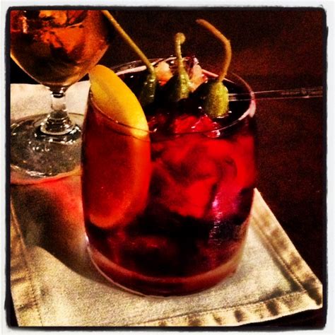 A Negroni Cocktail History Lesson