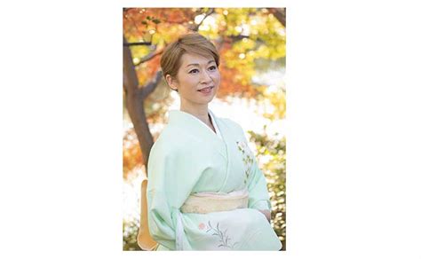 【魅せられて 茶の湯と私3】「信長役 お茶を点て舞台へ」 Osk日本歌劇団元トップスター 桜花昇ぼるさん 紡ぐプロジェクト