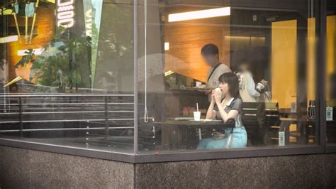 【ナンパtv】爆裂痴女モードに突入した陰キャ美女が唾ダラダラ淫語フェラとパイズリで骨抜きにする！【無料av動画】