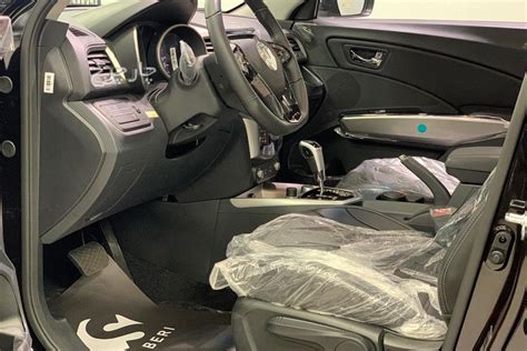 سانگ یانگ تیوولی آرمور نو اتوماتیک شرکت بازرگانی صابری تیپ آرمور صفر