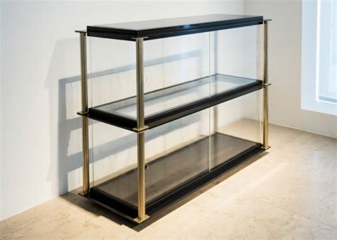 david chipperfield unveils ionic cabinets at david gill gallery
