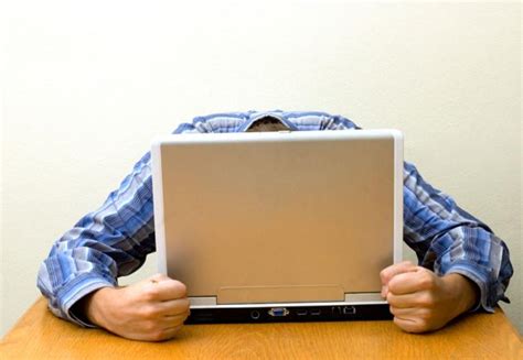 Лаптопът не се включва какво трябва да направя Екранът на лаптопа не се включва каква е