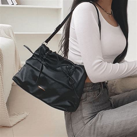 빠른출발4color 리본 스트링 덮개 숄더백 러블리 스퀘어 크로스백 데일리가방 에이블리