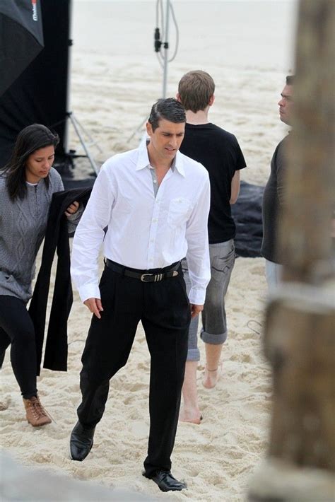 Gato Gianecchini Faz Ensaio Fotográfico De Cueca No Rio Ensaio