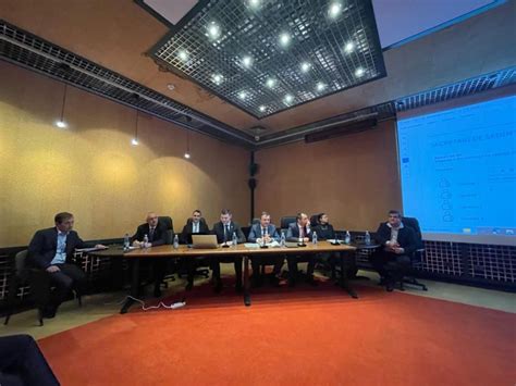 Noul Board Al Bvb Are Cinci Membri Noi Cristian Pascu Daniela Secară