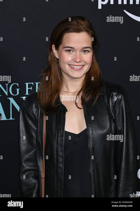 Los Angeles Usa 29th Nov 2022 Sarah Catherine Hook At The Premiere