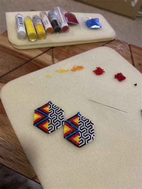 Swirls And Triangles Scrolller