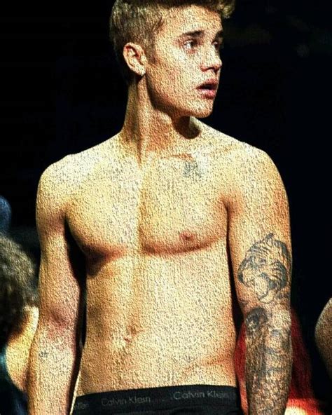 Justin Bieber Shirtless In Bed