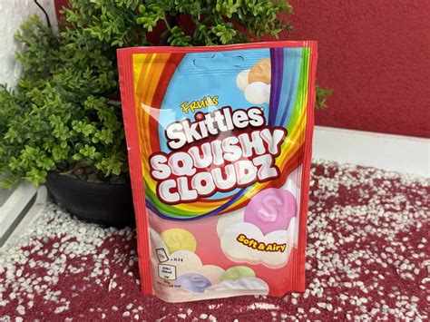 Skittles Squishy Cloudz Nickitestet