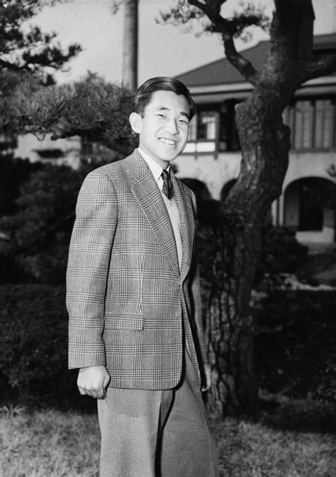 Emperor Akihitos Life In Photos 60 Best Pictures Of Japans Emperor