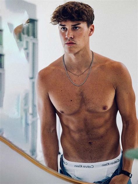 Noah Beck Sets Record Straight On Viral Is He Gay Video