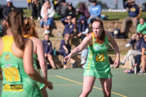 Grace Hay And Sophie Hanrahan Win Toni Wilson Medal The Border Mail Wodonga Vic