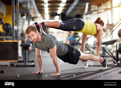 Load Training Hi Res Stock Photography And Images Alamy