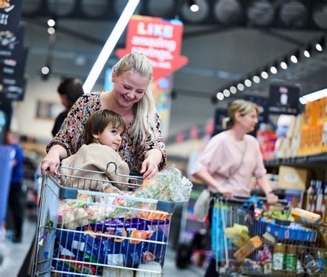 Aldi Reveals Quietest Times To Shop Ahead Of Christmas