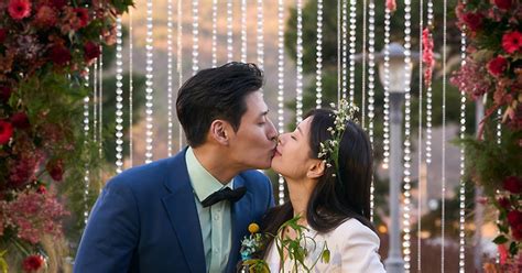 ‘30일 강하늘x정소민 반전 과거‥결혼식 뽀뽀샷 포착