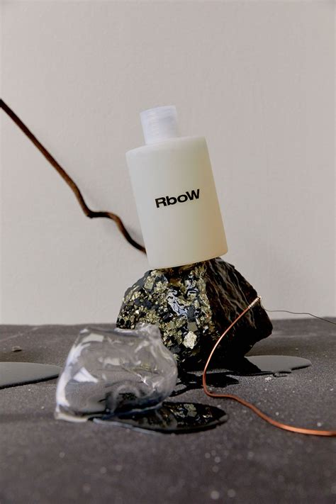 Rbow Is The Korean Body Care Brand Blending Beauty With Art Shampoo Packaging Beauty