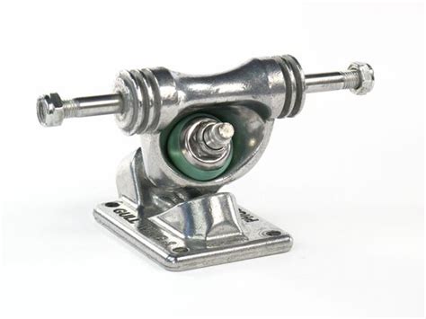 Gullwing Phoenix Skateboard Truck Kats Rack