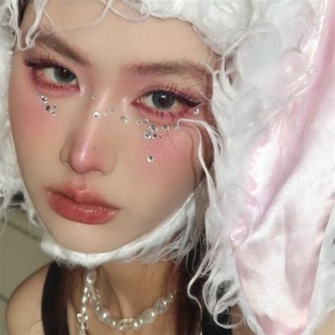 Pin De ☥ Em Maskerade ੈ ‧₊˚ Ideias De Maquiagem Melhores Produtos