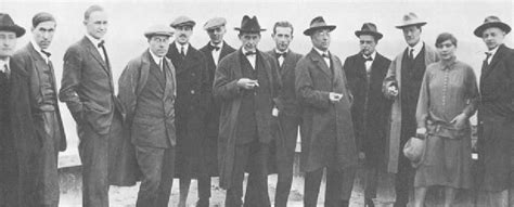 Arquitectos De La Bauhaus 1926 De Izquierda A Derecha Josef Albers Hinnerk Scheper George