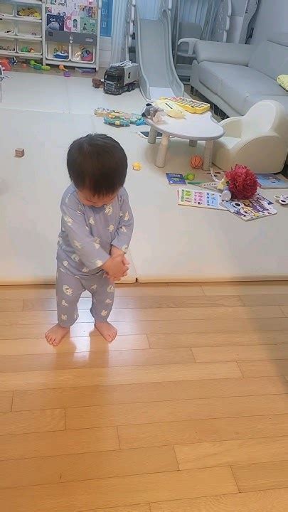 골프채널좀보신분 16개월아기 골프는이렇게기합은드라이버300미터유누야가을에라운딩갈래ㅋㅋㅋ Youtube