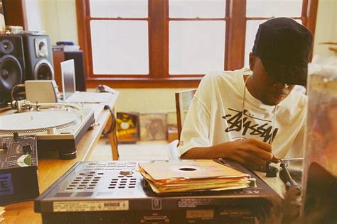 J Dilla A Timeless Inspiration For Programmers And Artists Alike By Shimon Moyal Medium