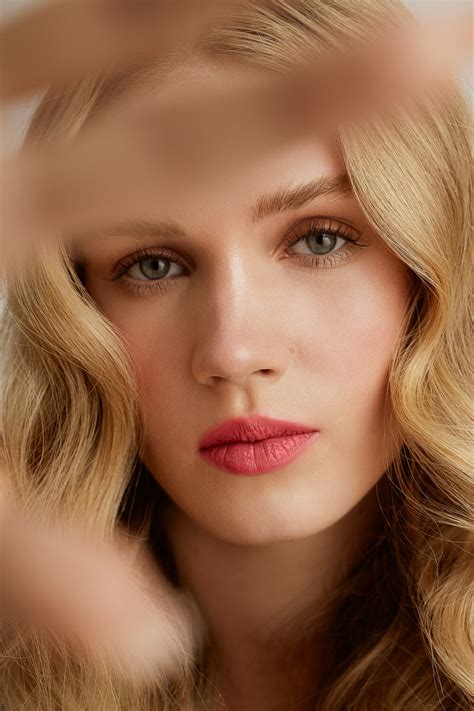 Established Models Lily