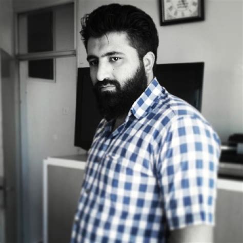 درباره من وبلاگ امیر حبیب‌زاده