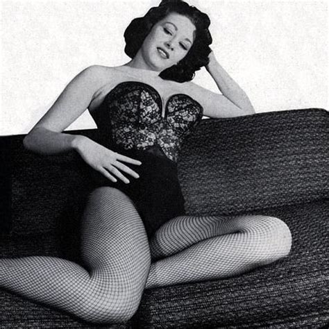 Picture Of Elaine Reynolds