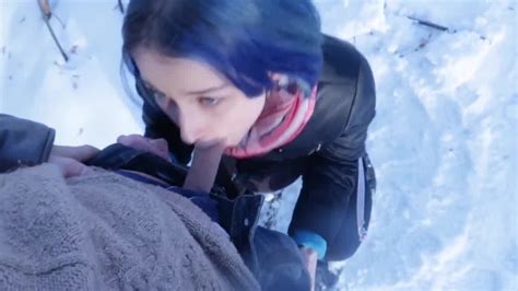 Risky Public Blowage From A Nubile College Girl In A City Park