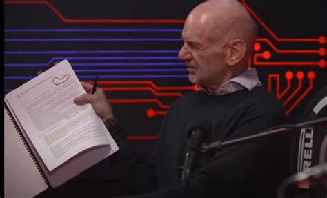 Adrian Newey E Il Suo Fedele Quaderno Rosso «progetto Solo Con Carta E Penna