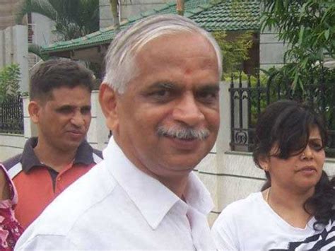 Bjps Two Time Jayanagar Mla B N Vijaykumar No More Oneindia News