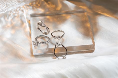 ทางเลือกเพชรแลป คุ้มค่ากว่า | Moment Diamond